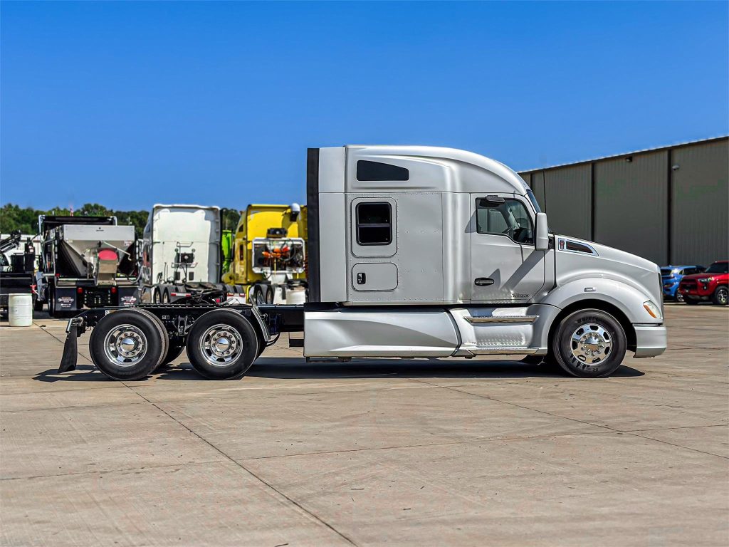 2019 KENWORTH T680 - WKI Kenworth