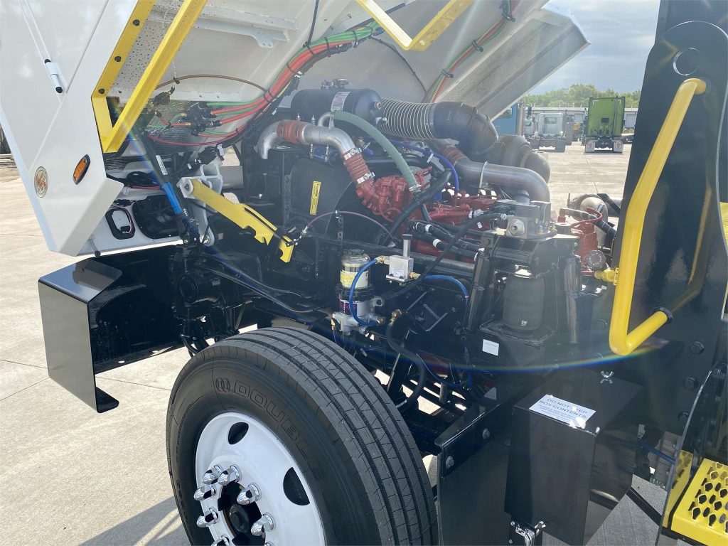 2023 AUTOCAR XSPOTTER ACTT - WKI Kenworth