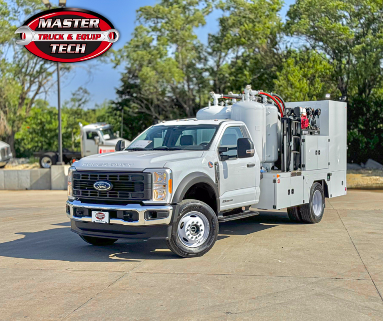 2023 FORD F600 XL - WKI Kenworth