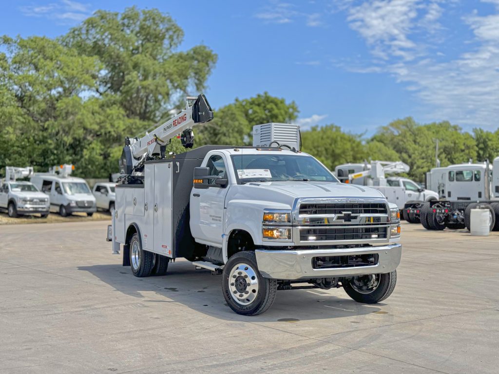 2023 CHEVROLET SILVERADO 6500 HD - WKI Kenworth