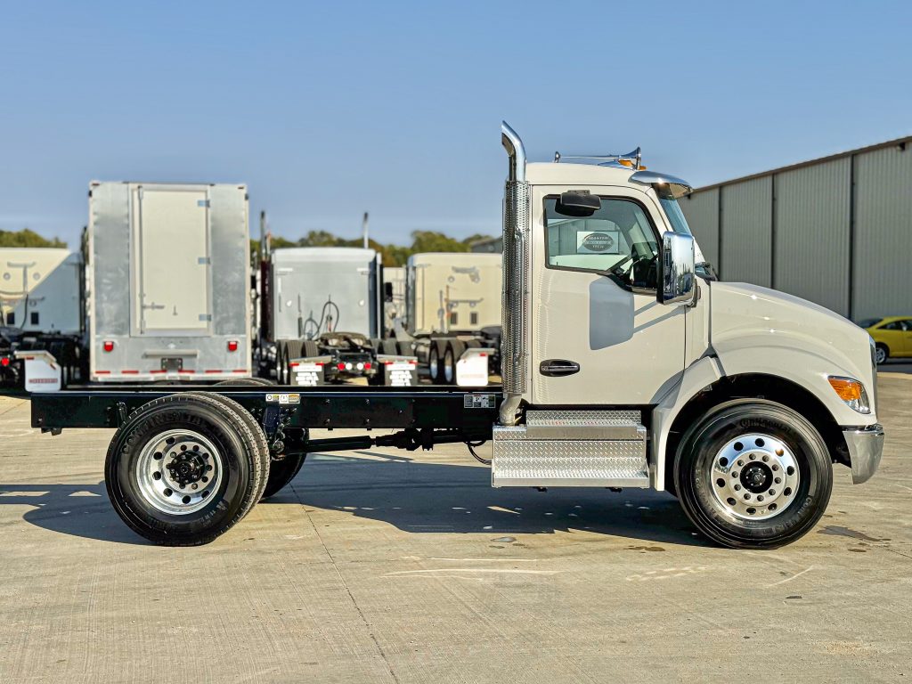 2025 Kenworth T280 - WKI Kenworth