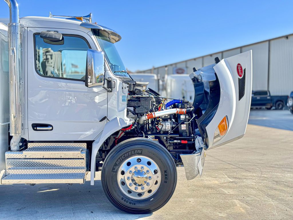 2025 Peterbilt 537 - WKI Kenworth
