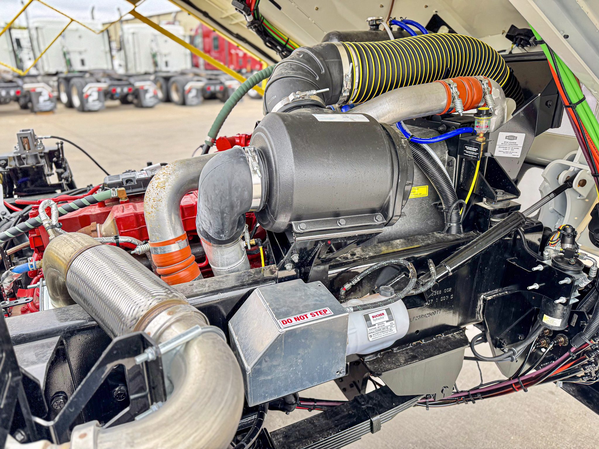 2024 AUTOCAR XSPOTTER ACTT - WKI Kenworth